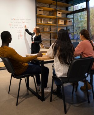 Akroflex Graphics Pvt. Ltd. | Innovative Printing , Web Designing ...